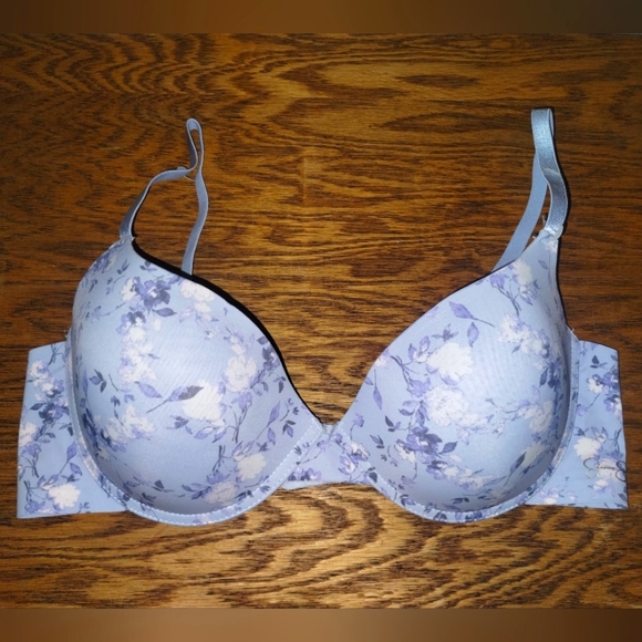 Jessica Simpson | Intimates & Sleepwear | Jessica Simpson Size 38c Bra ...